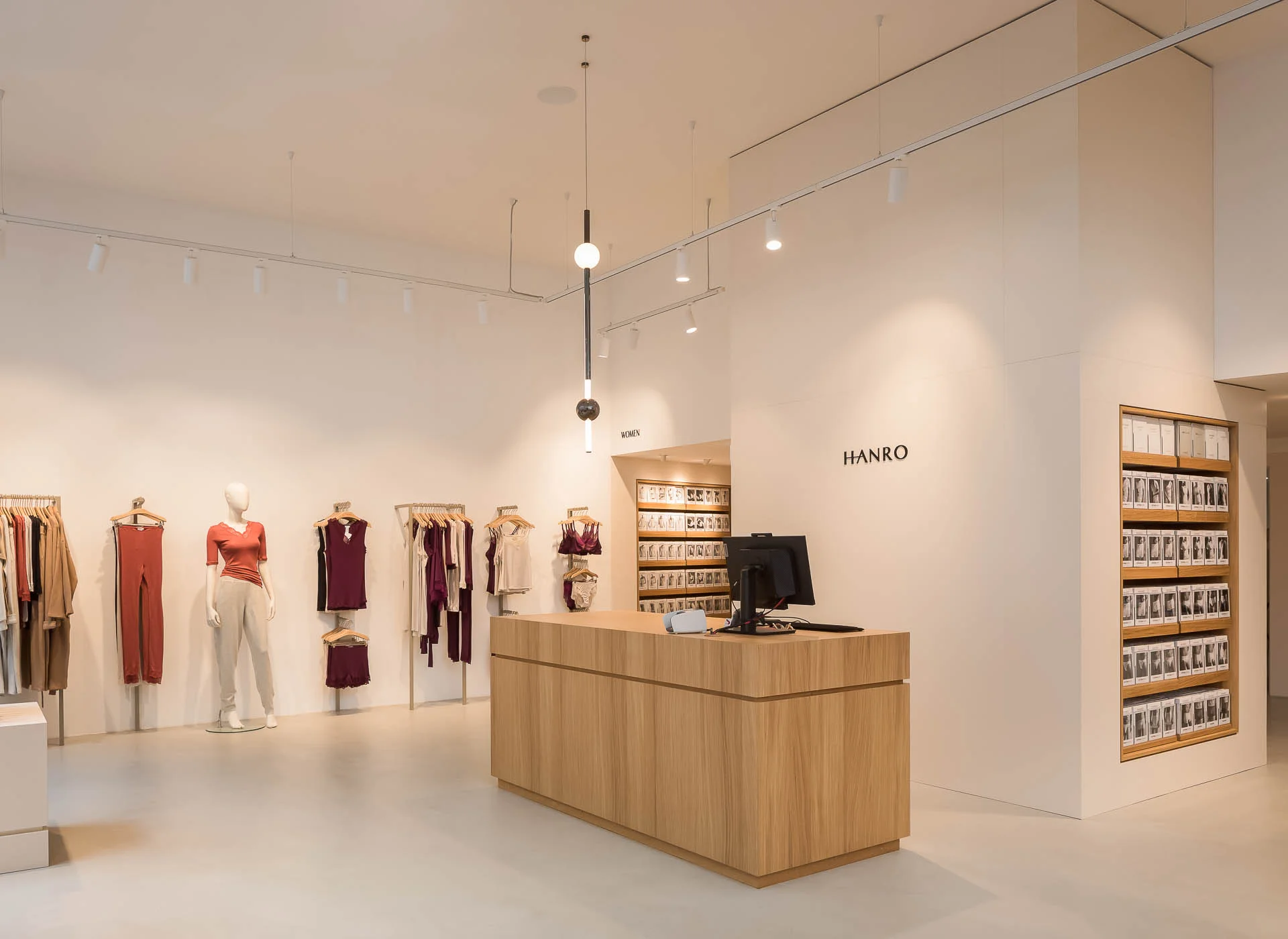 Hanro Store Interior - Vienna, Austria | Lidija Lolić Photography